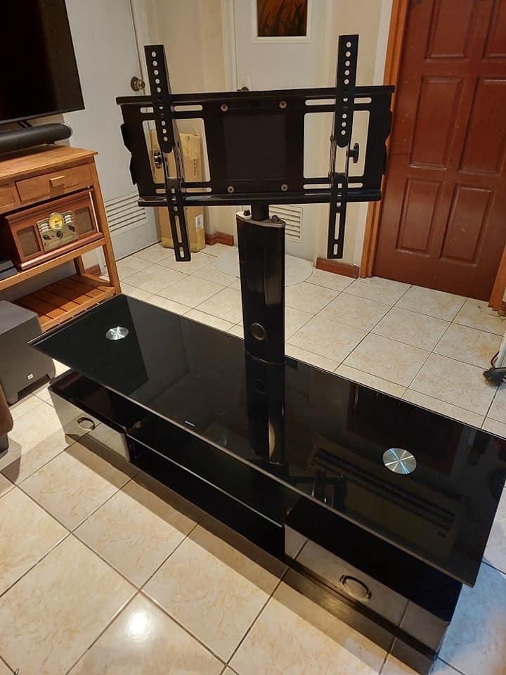 TV rack with rotating bracket for 30-60 in TV, TV & Home Appliances ...