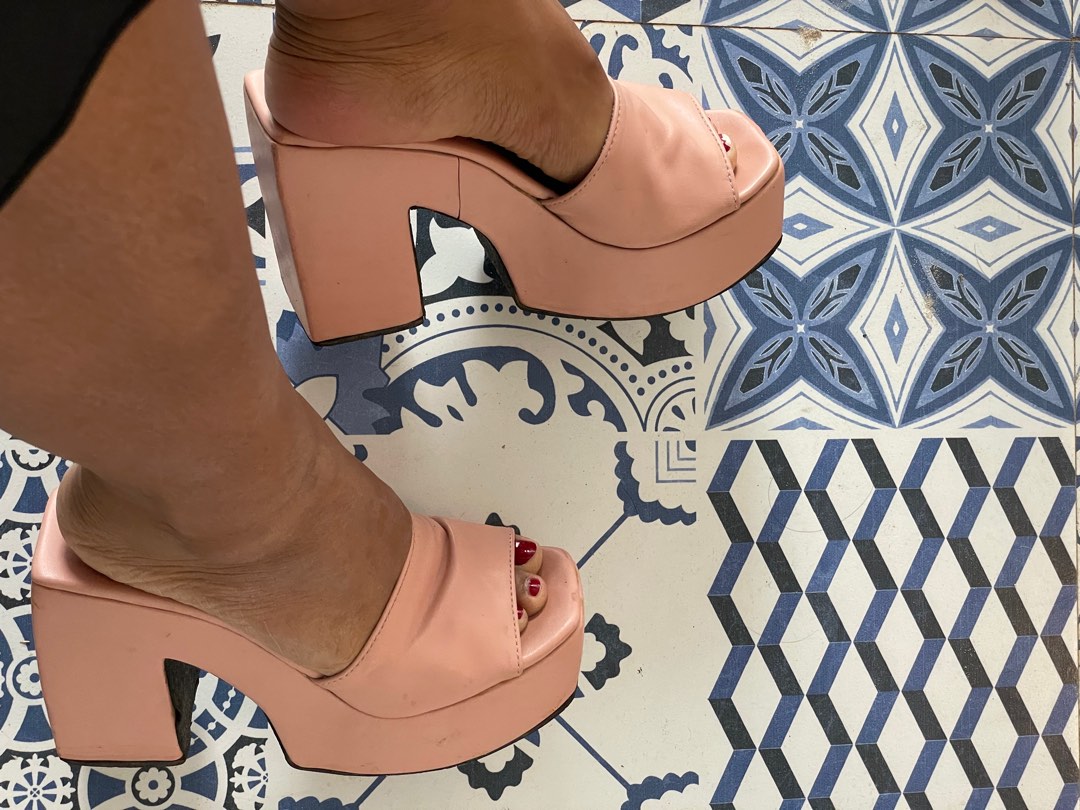 Y2k Wedge Heels, Women's Fashion, Footwear, Heels on Carousell