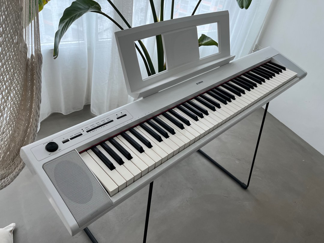 Yamaha Keyboard (72 keys), Hobbies & Toys, Music & Media, Musical Instruments on Carousell