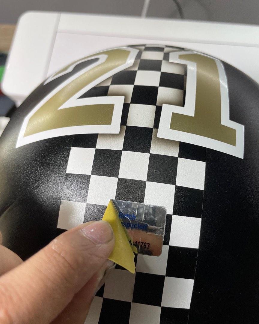 Custom helmet spray work., Motorcycles, Motorcycle Accessories on Carousell