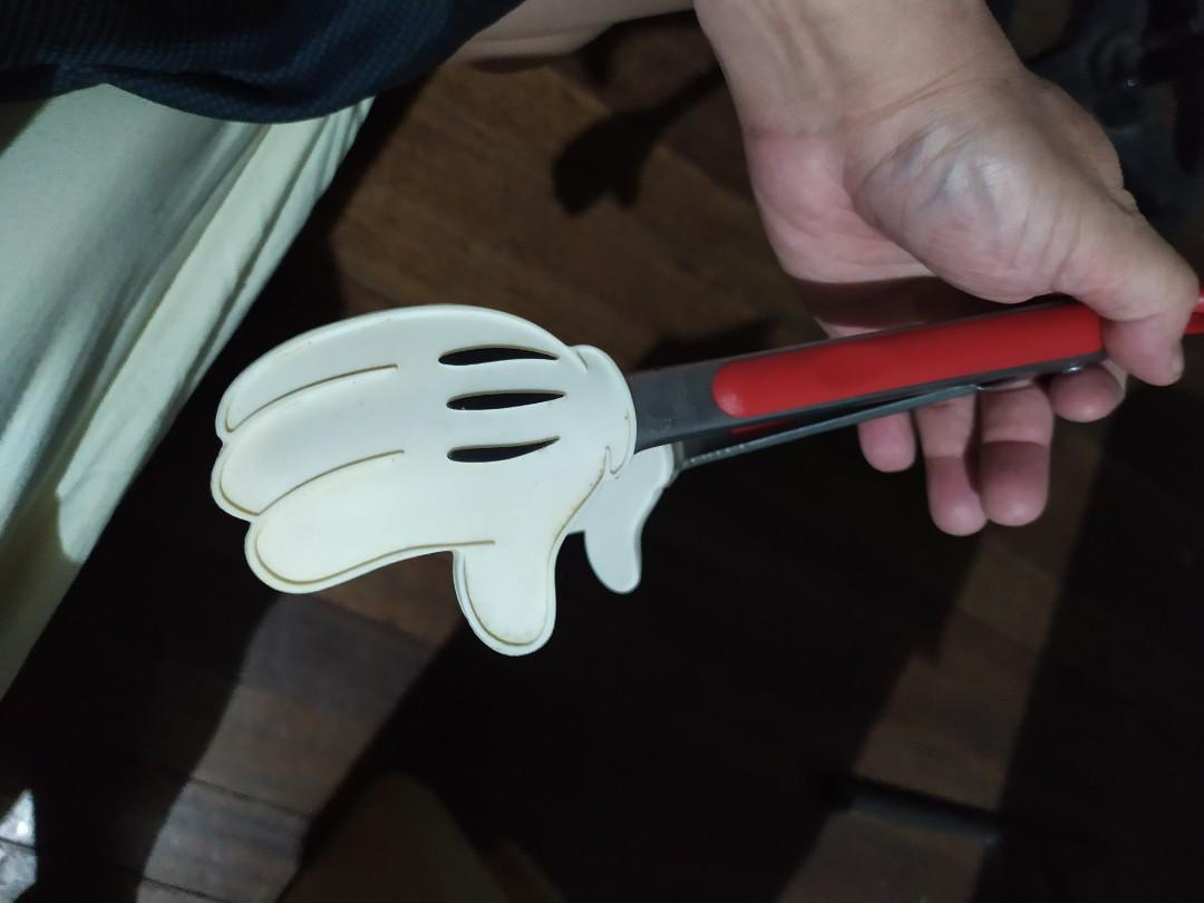 Disney Mickey mouse tongs, Hobbies & Toys, Toys & Games on Carousell