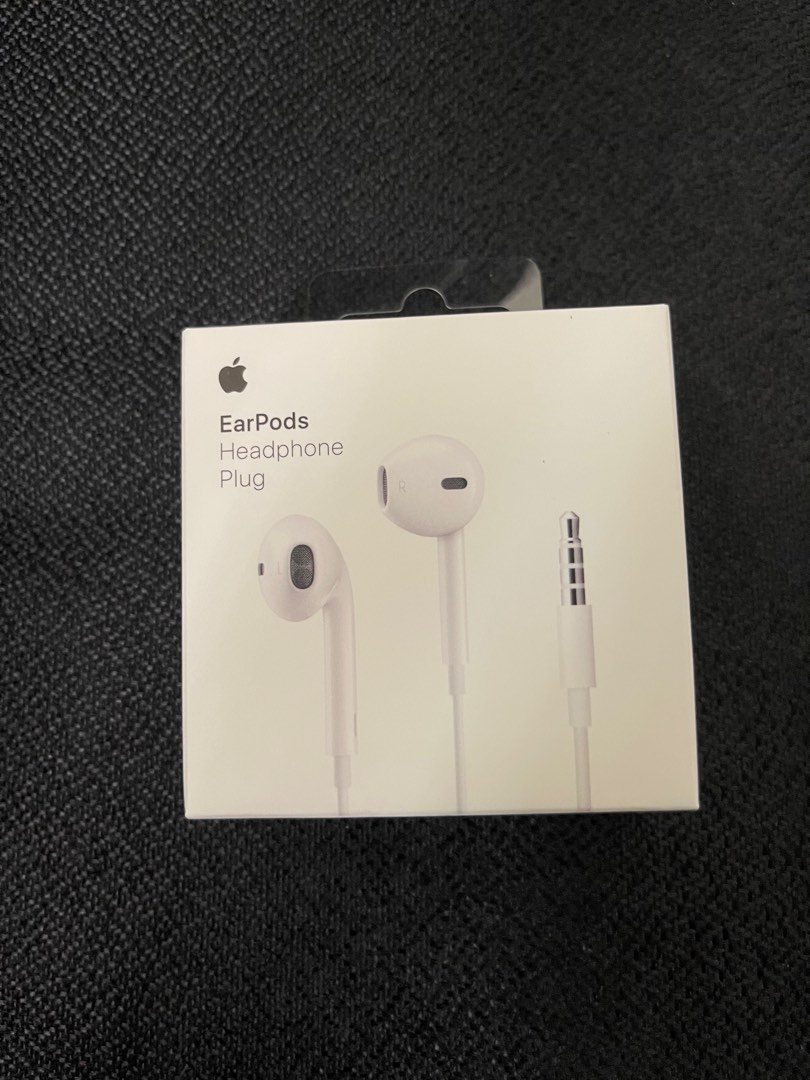 EarPods with free delivery, Audio, Earphones on Carousell