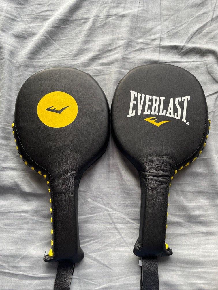Everlast boxing pads, Sports Equipment, Other Sports Equipment and ...