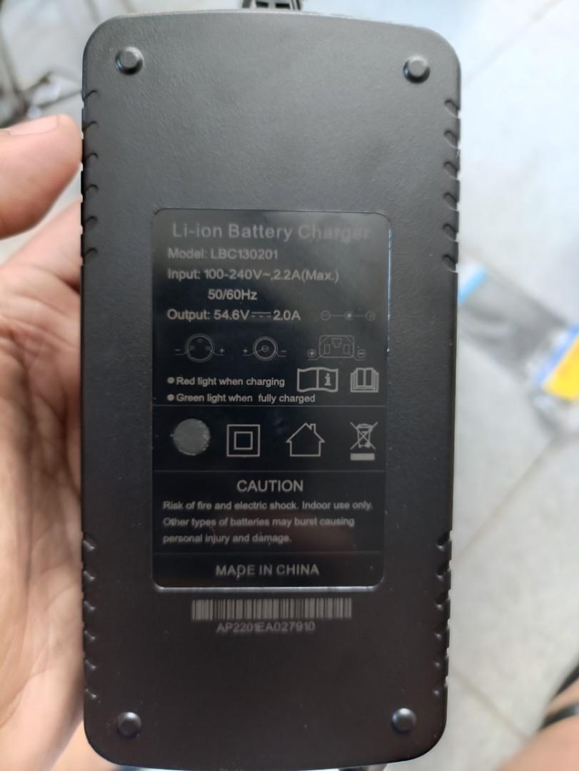 Fiido M1 pro charger 48v and 2.0a, Motorbikes, Motorbike Parts ...