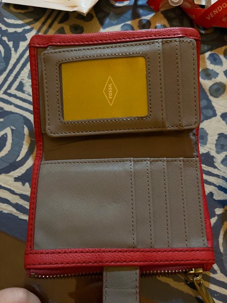 Fossil wallet, Women's Fashion, Bags & Wallets, Wallets & Card Holders ...