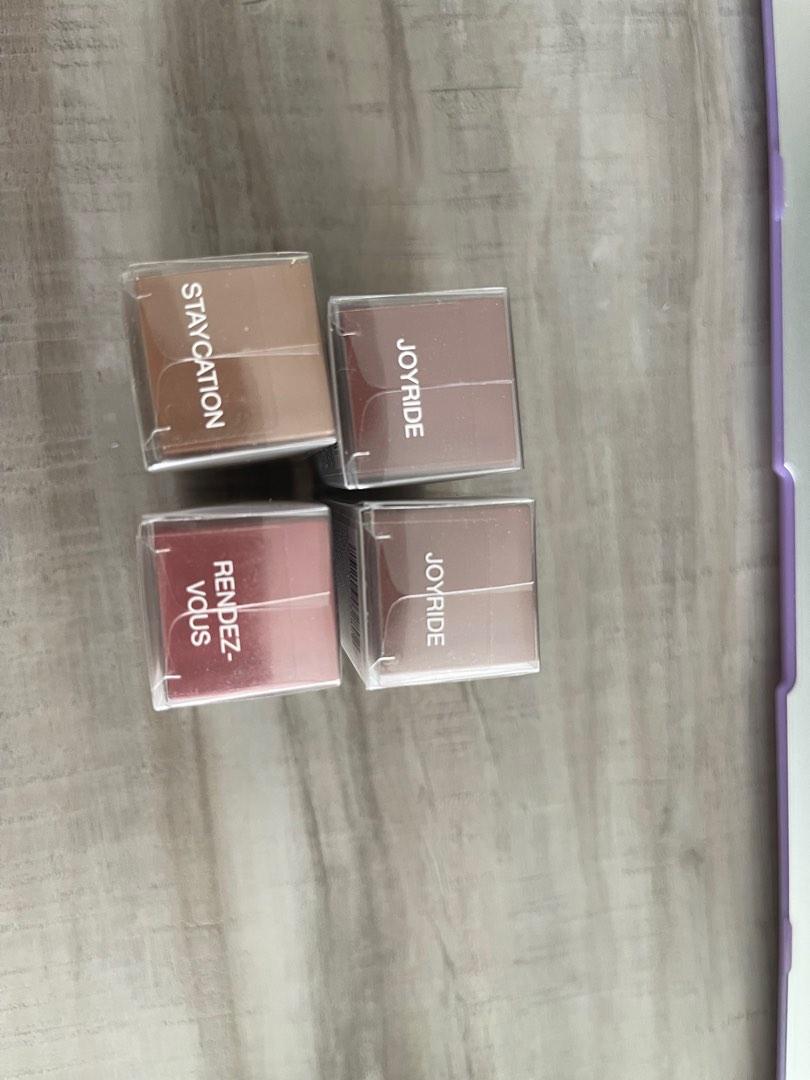 HUDA BEAUTY Power Bullet Matte Lipstick, Kesehatan & Kecantikan, Rias ...