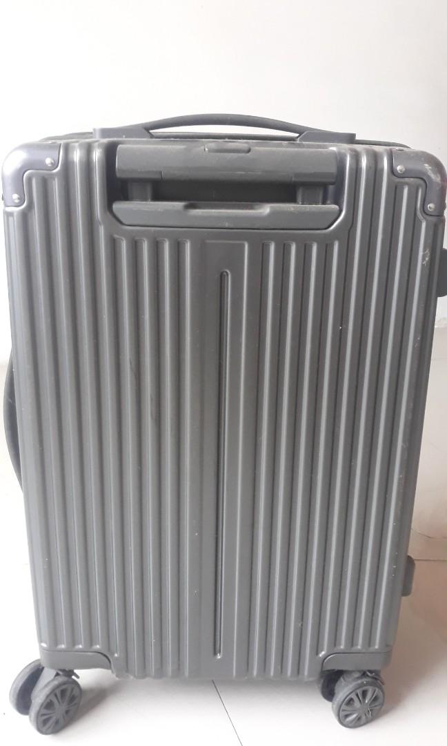 Koper 20 inch kabin size navyclub, Fesyen Wanita, Tas & Dompet di Carousell