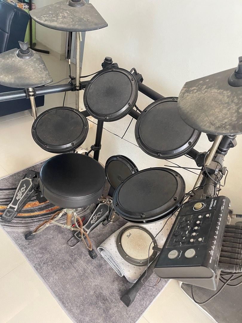 Medeli DD502J Electric Drum Set with Throne, Hobbies & Toys, Music & Media, Musical Instruments ...