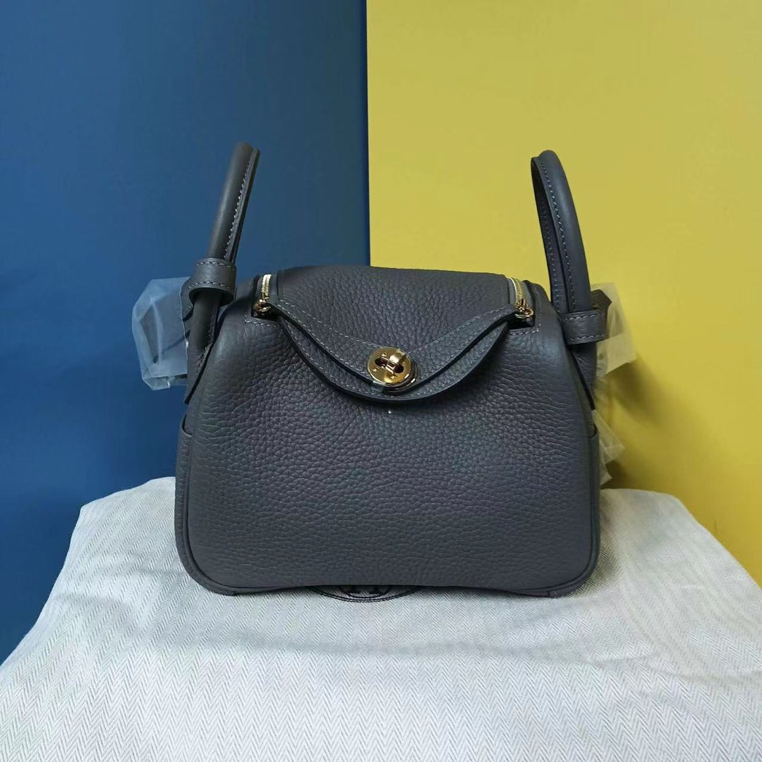 Mini lindy Color: 0L U stamp, ghw, 名牌, 手袋及銀包 - Carousell