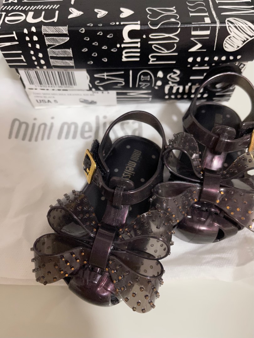 Mini Melissa Aranha XIII Black S5, Babies & Kids, Babies & Kids Fashion ...
