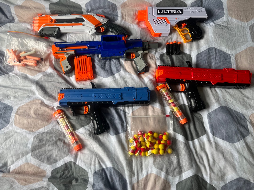 Nerf Bundle extra value, Hobbies & Toys, Toys & Games on Carousell