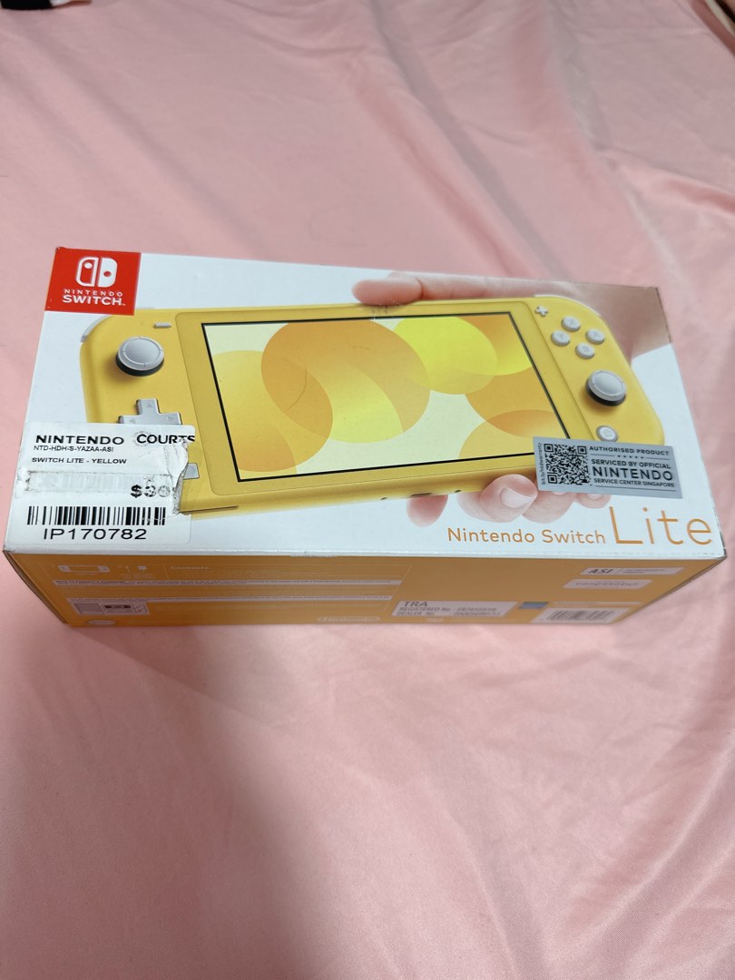 NEW100% Nintendo Switch Lite yellow color, Video Gaming, Video Game ...