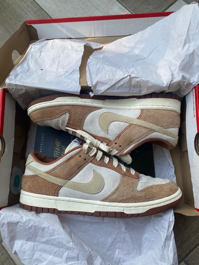Nike Dunk Low Medium Curry, Men's Fashion, Footwear, Sneakers on Carousell