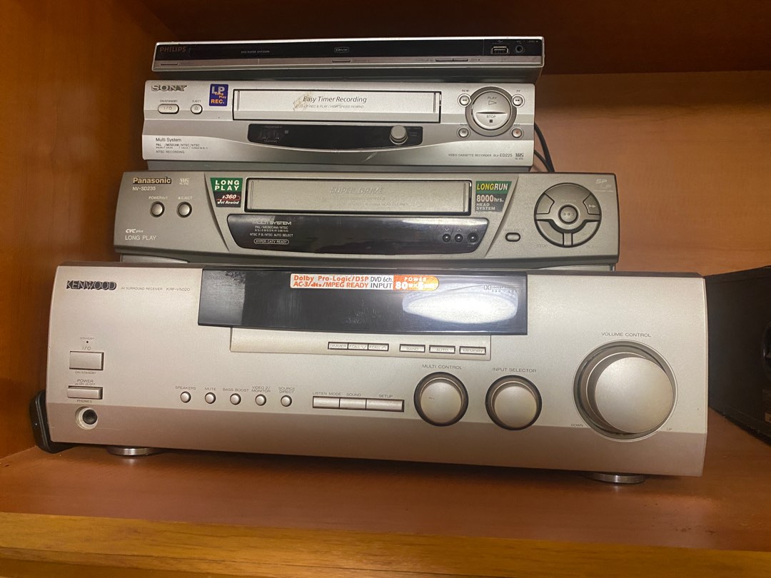 Old School VCR player , DVD player and AV Receiver, TV & Home ...