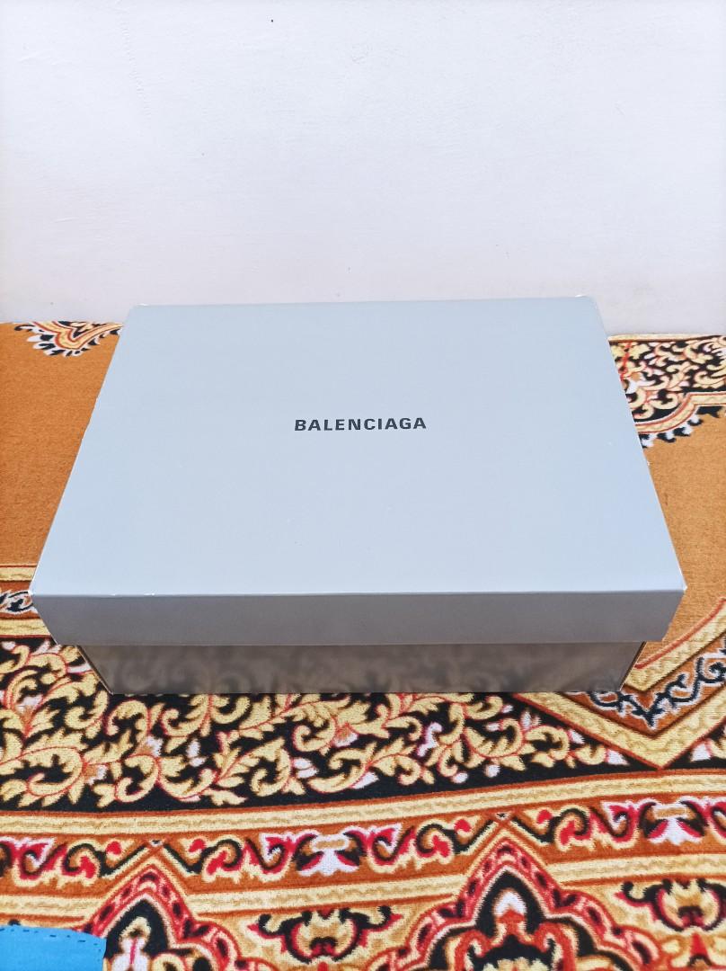 Original Balenciaga shoe box, Luxury, Bags & Wallets on Carousell