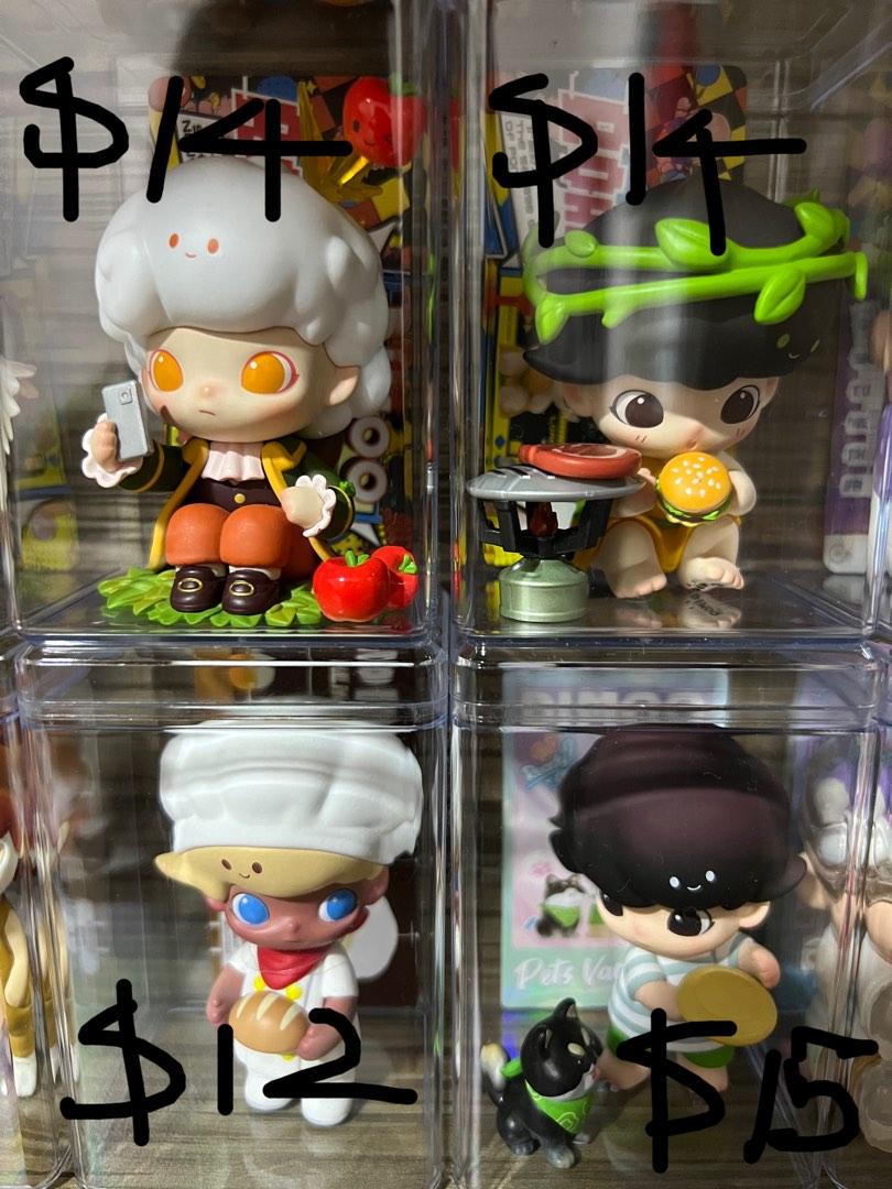 POP MART x DIMOO WORLD Time Roaming Selfie with Newton's Apple Mini ...