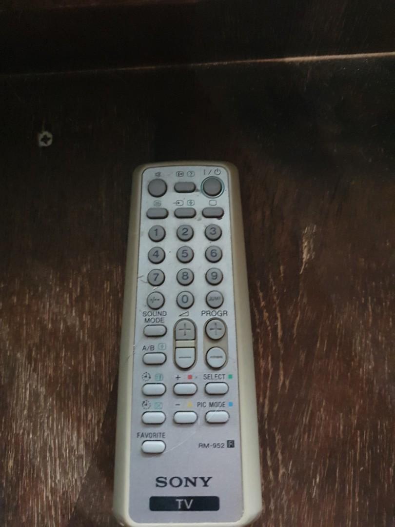 Sony Trinitron 21 Inch CRT TV, TV & Home Appliances, TV & Entertainment ...