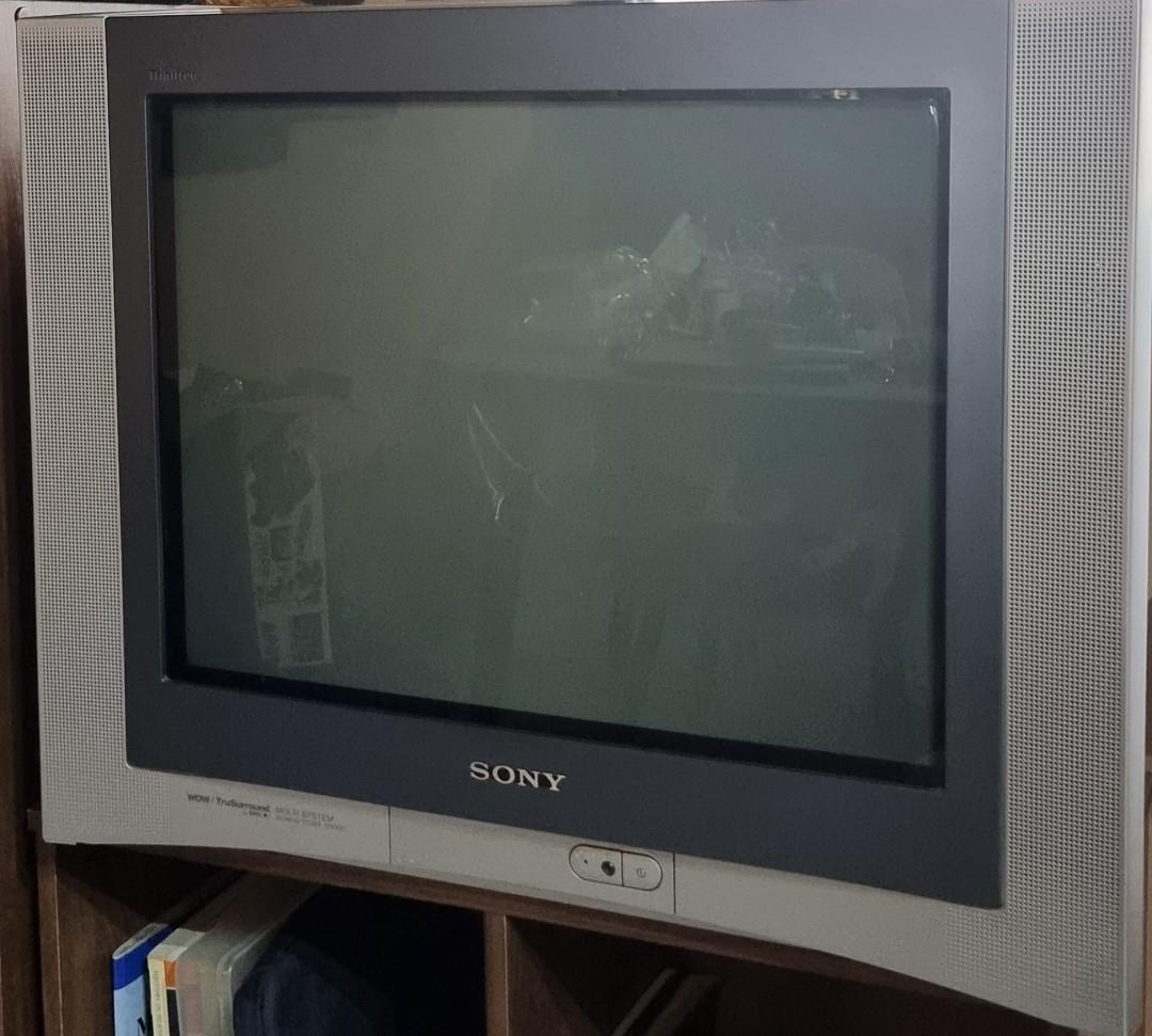 Sony Trinitron 21 Inch CRT TV, TV & Home Appliances, TV & Entertainment ...