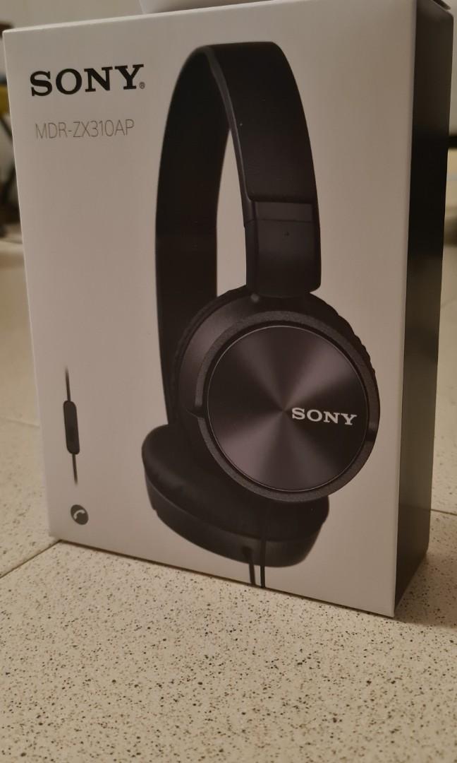 Sony Wired Headphones with Microphone, Audio, Headphones & Headsets on ...