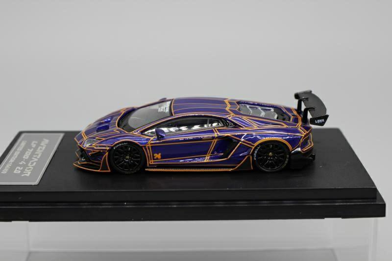 Star Model - Lamborghini Aventador LP700-4 2.0 Tron Purple with Figure ...