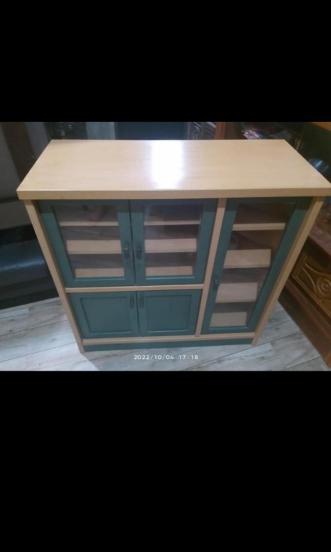 take 2 solid wood bench & display cabinet for 6500, Furniture & Home ...