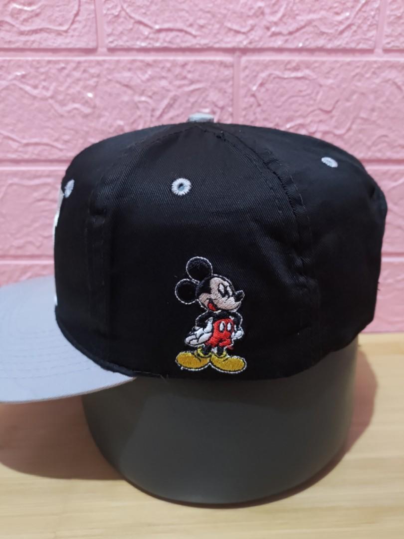 Vintage Mickey Mouse by Drew Pearson, Men's Fashion, Watches ...