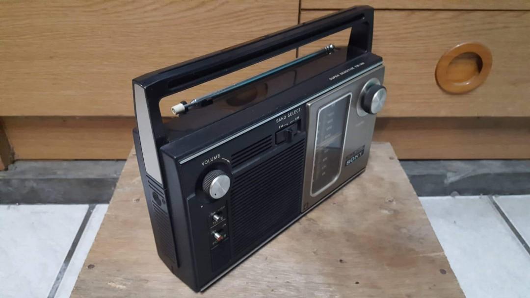 Vintage SONY Transistor Radio, Audio, Portable Music Players on Carousell