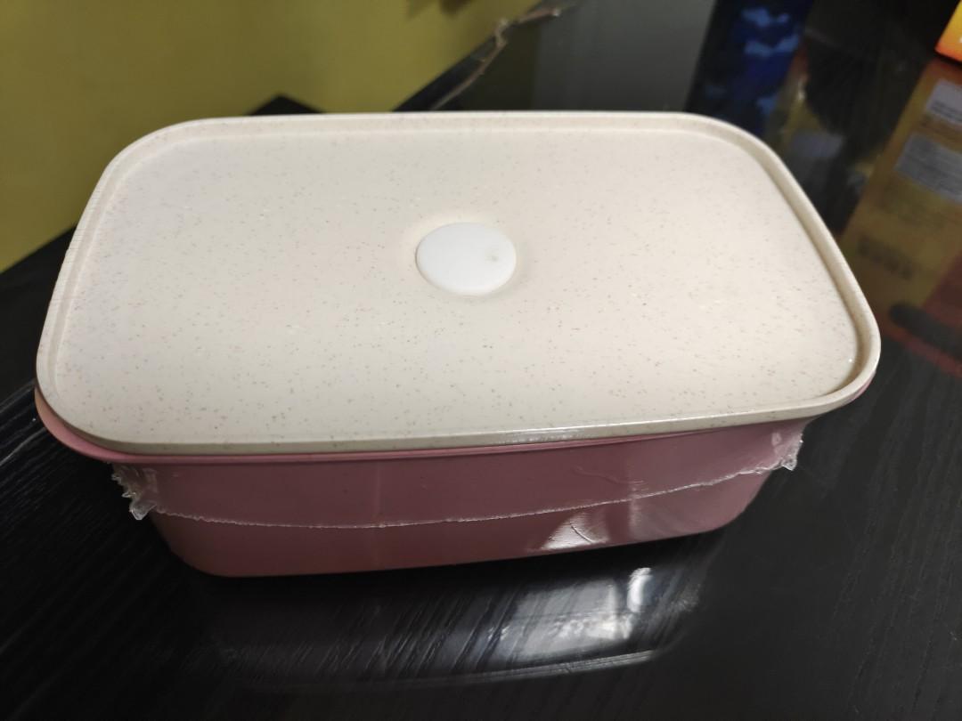 Wheat Food Container 950ml, Furniture & Home Living, Kitchenware & Tableware, Food Organisation ...