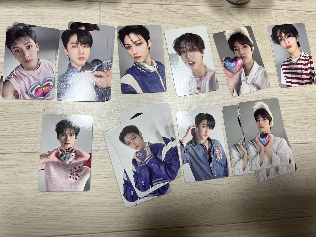 wtt stray kids skz straykids maxident paper case pc, Hobbies & Toys ...