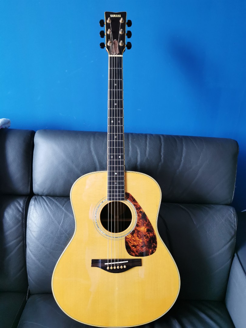 Yamaha LL16 Full Solid Wood Acoustic Guitar, Hobbies & Toys, Music ...