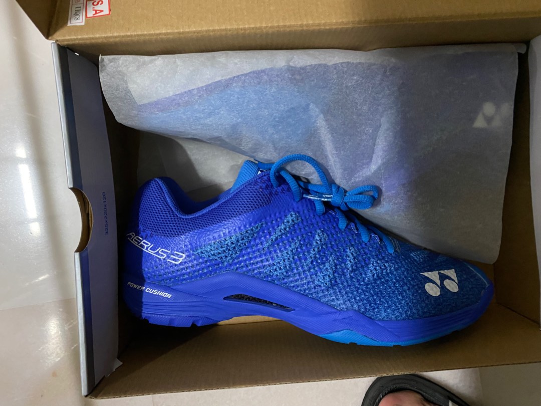 Yonex aerus 3 blue 275mm, Sports Equipment, Sports & Games, Racket ...