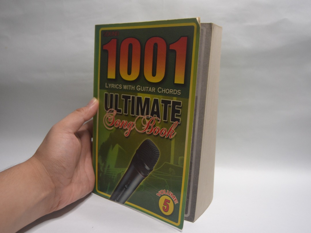 1001 ULTIMATE SONGBOOK VOL.5 SONGBOOK WITH GUITAR CHORDS, Hobbies ...