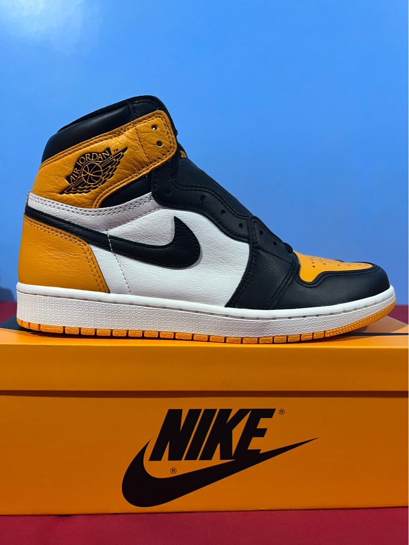 Air Jordan 1 Yellow Toe , Men's Fashion, Footwear, Sneakers on Carousell