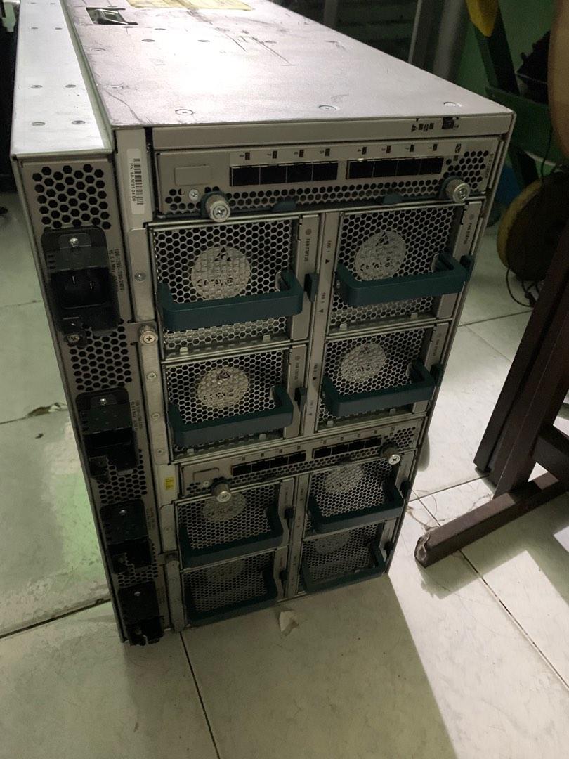 Cisco UCS 5108 - B200 M4 Blade Servers, Computers & Tech, Office & Business Technology on Carousell