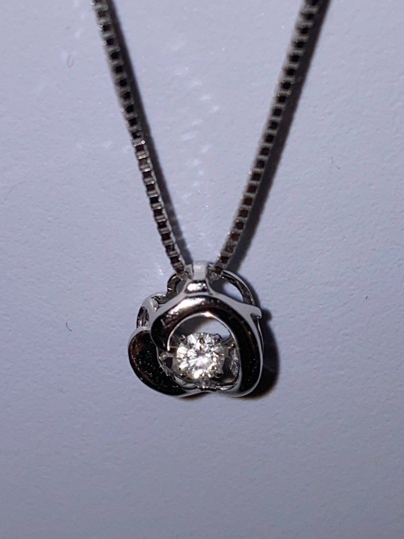 Real Dancing Diamond Necklace (Silver Chain), Women's Fashion, Jewelry ...