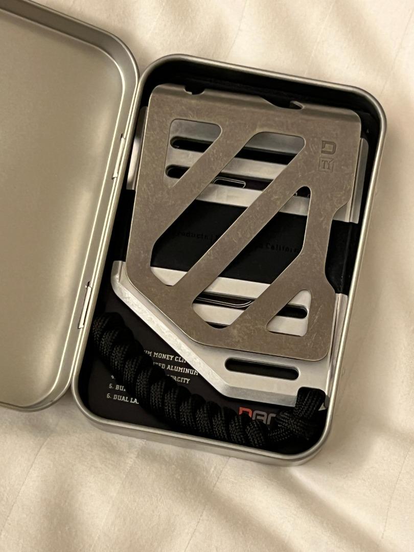 DANGO MC01 TITANIUM MONEY CLIP 錢夾 銀包 卡片盒, 男裝, 手錶及配件, 銀包、卡片套 - Carousell
