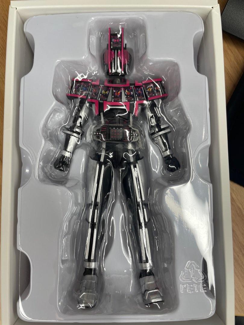 Kamen rider Decade complete form真骨雕shf, 興趣及遊戲, 玩具 & 遊戲類 - Carousell