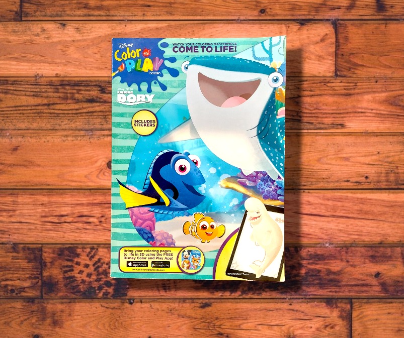 Disney: Finding Dory:(Color and play) Watch your coloring masterpiece ...