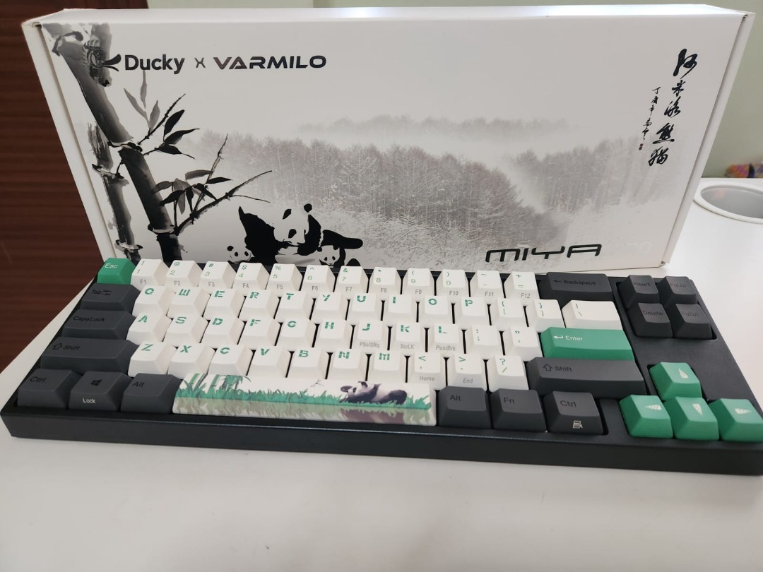 Ducky x Varmilo Miya Pro Panda V2 Edition Compact Mechanical Keyboard ...