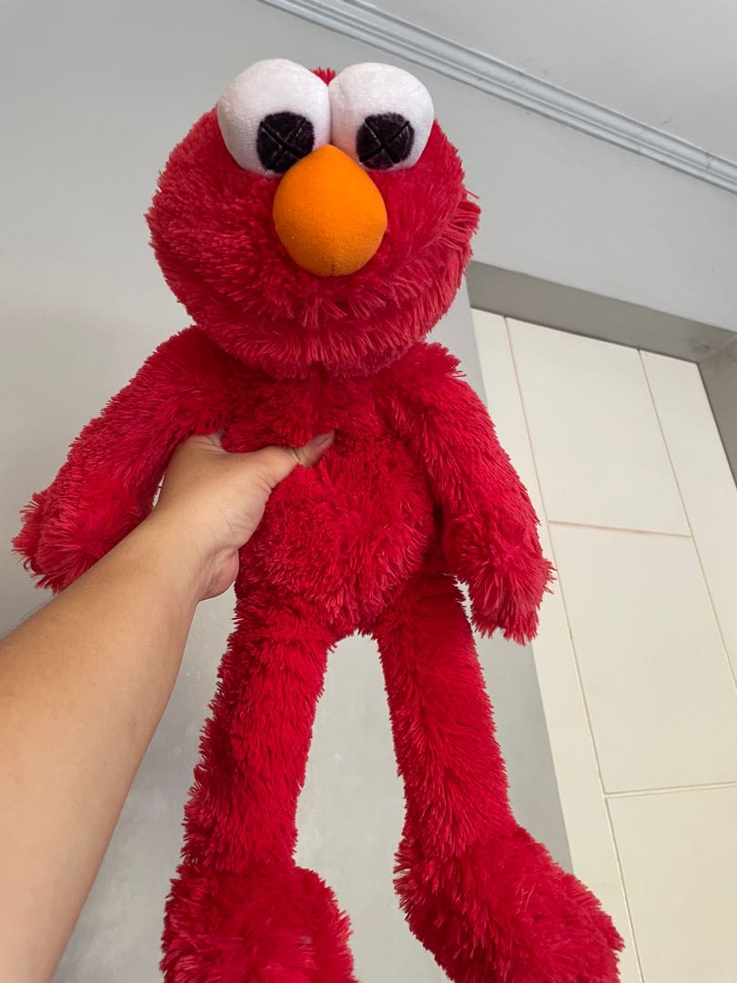 Elmo Stuff Toy, Hobbies & Toys, Toys & Games on Carousell