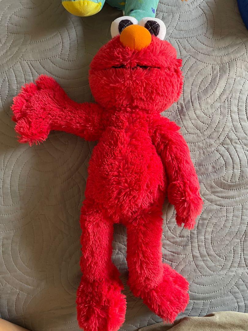 Elmo Stuff Toy, Hobbies & Toys, Toys & Games on Carousell