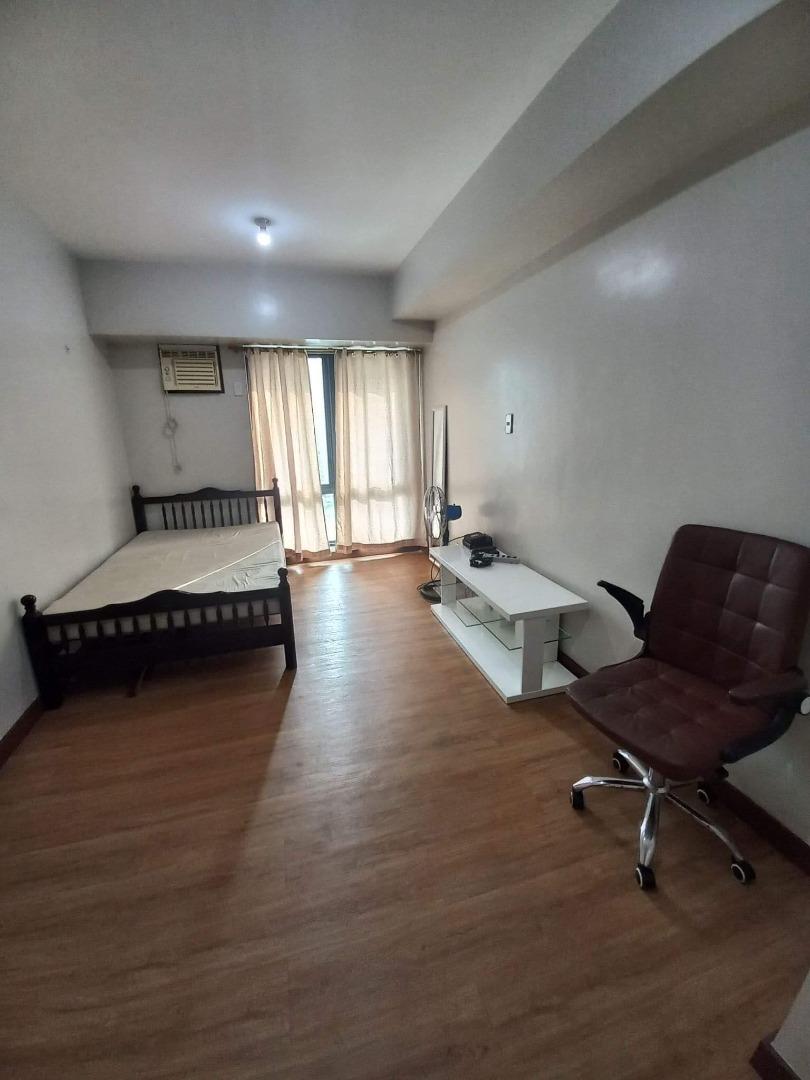For rent - Flair Towers DMCI Condo on Carousell