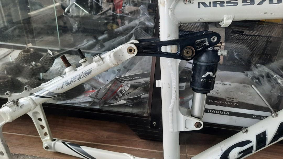 Giant XTC NRS 970 Full Sus Frame 26er, Sports Equipment, Bicycles ...