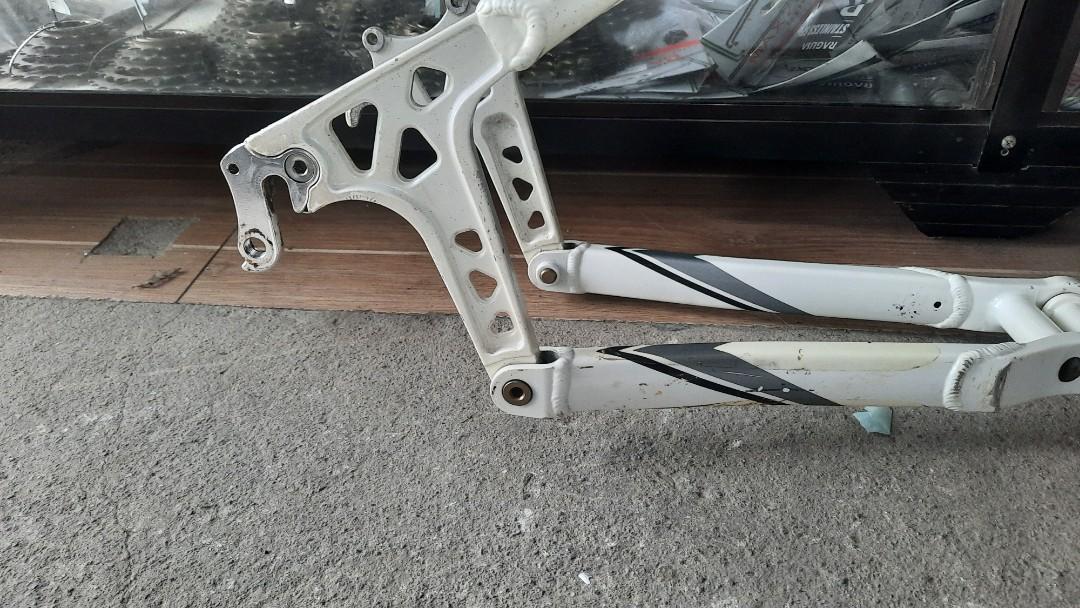 Giant XTC NRS 970 Full Sus Frame 26er, Sports Equipment, Bicycles ...