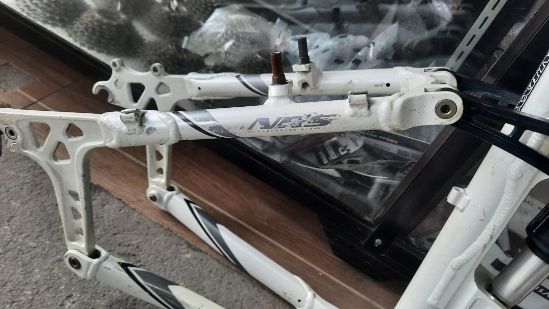 Giant XTC NRS 970 Full Sus Frame 26er, Sports Equipment, Bicycles ...