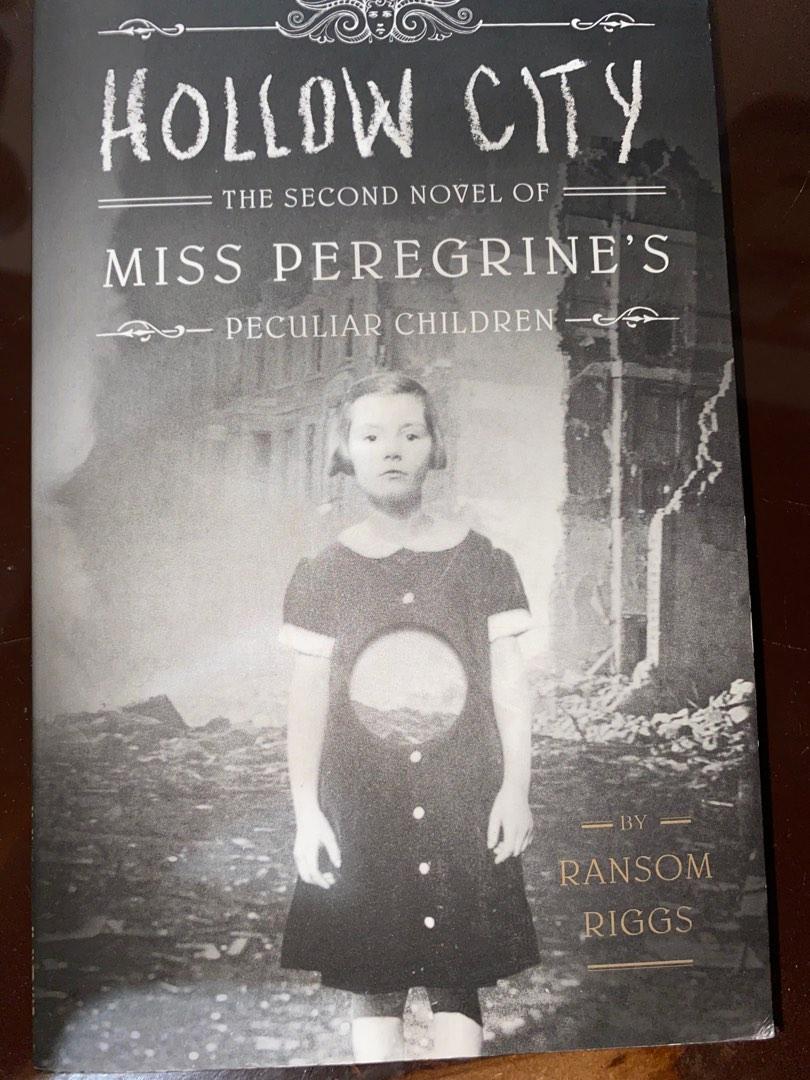 Hollow City by Ransom Riggs (2nd Book), Hobbies & Toys, Books ...