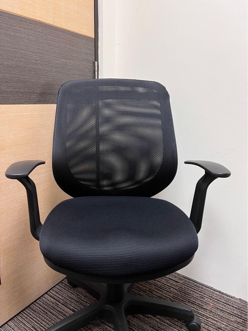 Like New Office Chair, Furniture & Home Living, Furniture, Chairs on ...