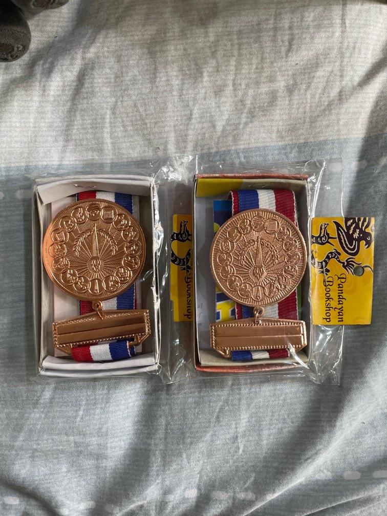 Medal (pandayan bookshop), Hobbies & Toys, Memorabilia & Collectibles ...