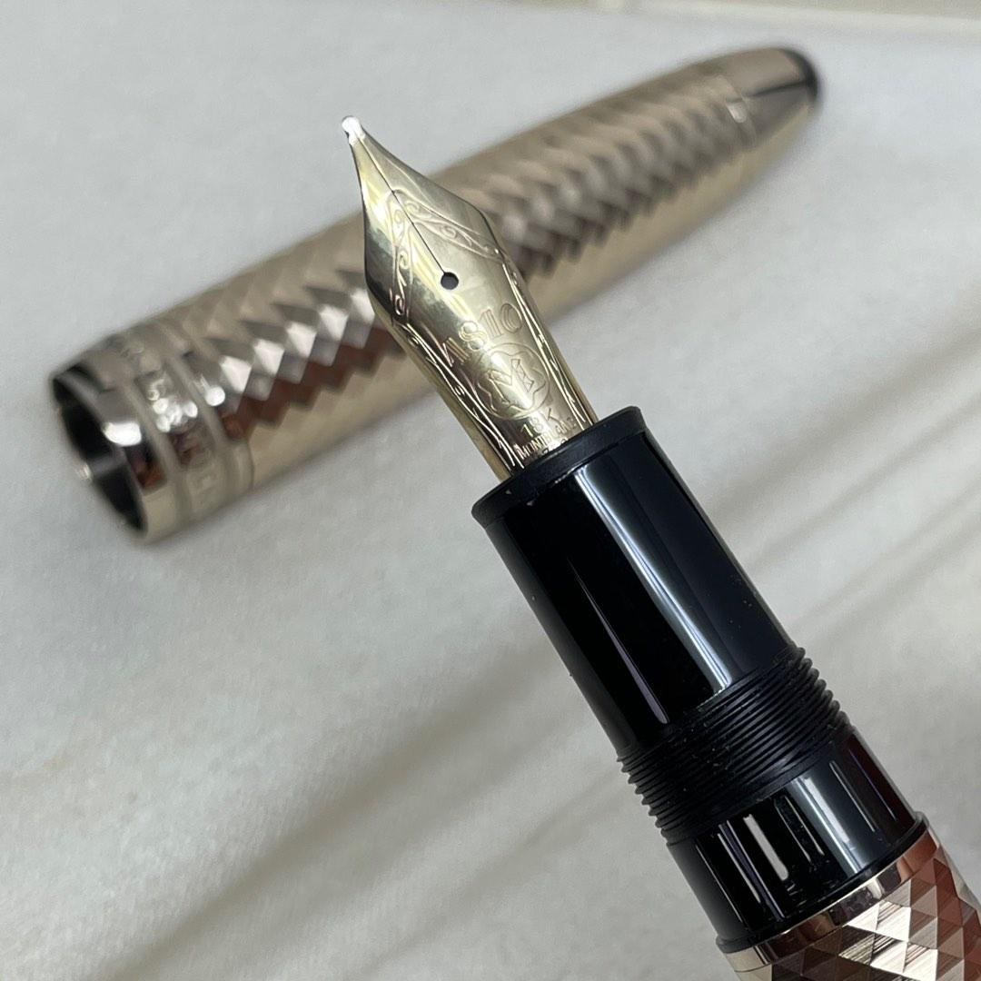 Montblanc Meisterstück Geometry Solitaire LeGrand Fountain Pen, Hobbies ...