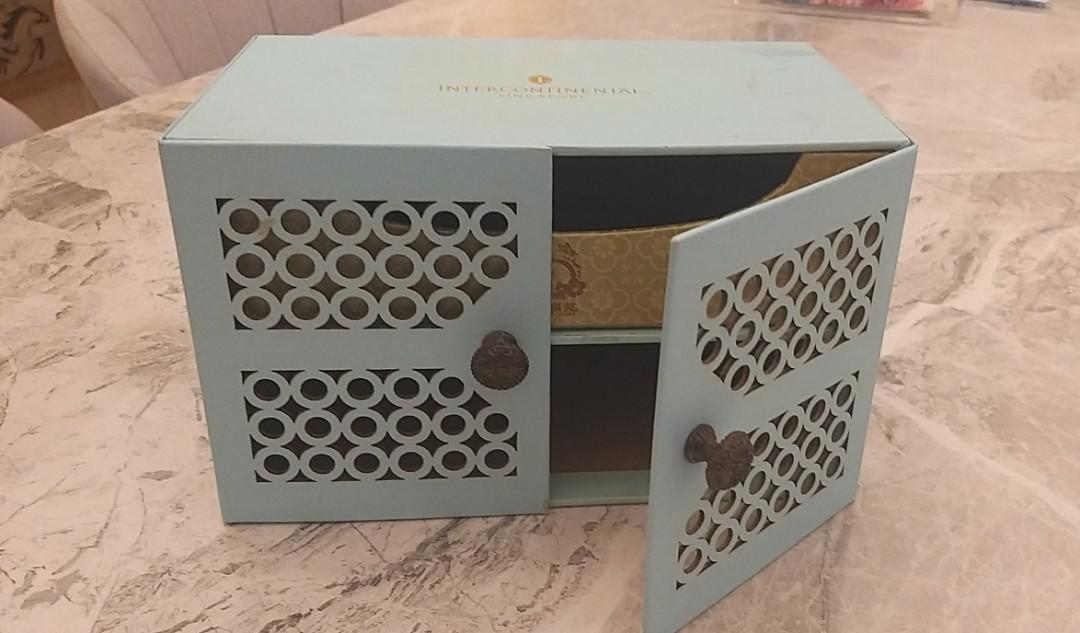 Mooncake box by InterContinental, Everything Else on Carousell
